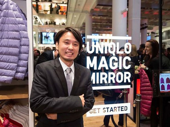 UNIQLO Magic Mirror : 1er Miroir à Réalité Augmentée - MaxiTendance