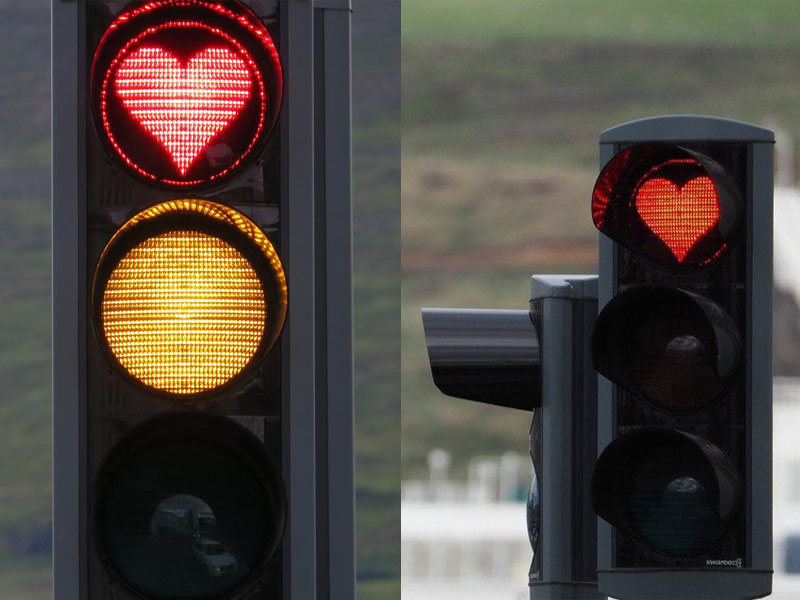 En Islande le Rouge des Feux Tricolores Cache un Coeur - MaxiTendance