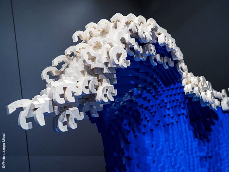 La Grande Vague de Kanagawa en LEGO par Jumpei Mitsui - MaxiTendance