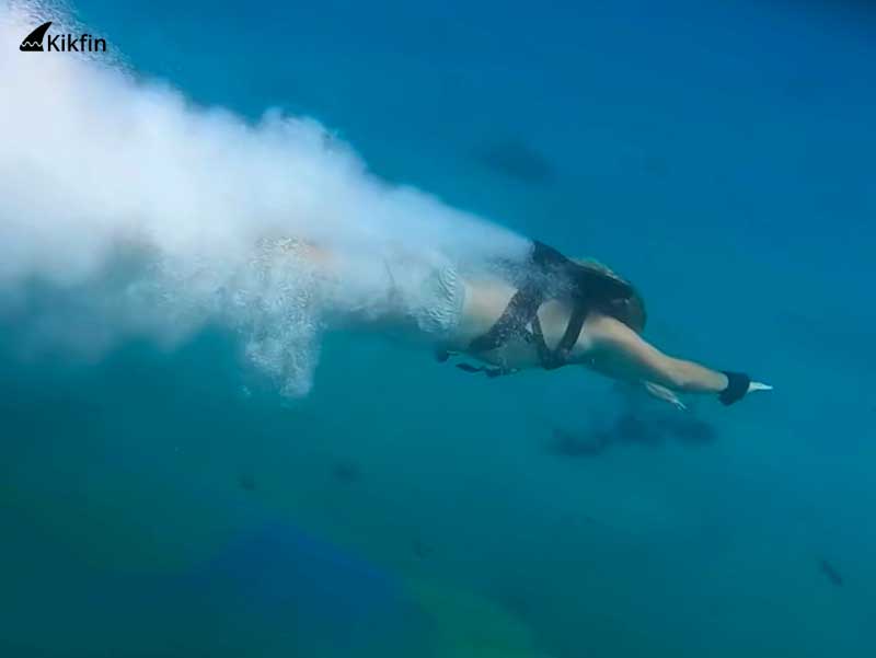 Kikfin Shark Jetpack, Propulseur sous-marin Biomimétique (video ...
